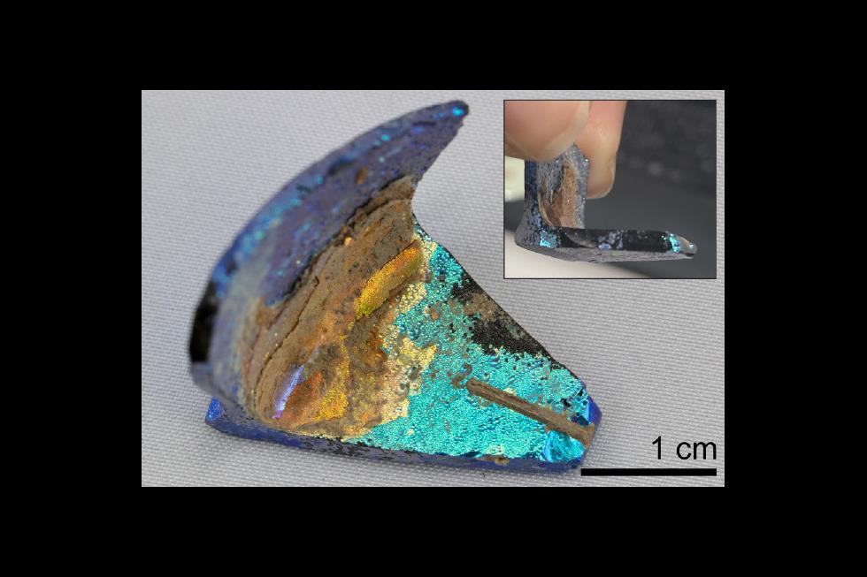 Ancient Roman glass fragment changed from green to gold over time ...